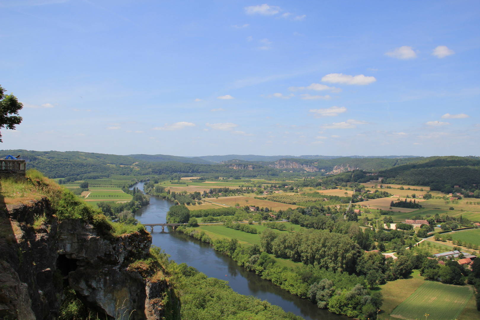 Boek nu La Croix de Boer met infinity pool via Dordognemaison.com
